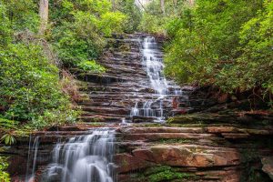 12+ Amazing Waterfalls in Helen, Georgia