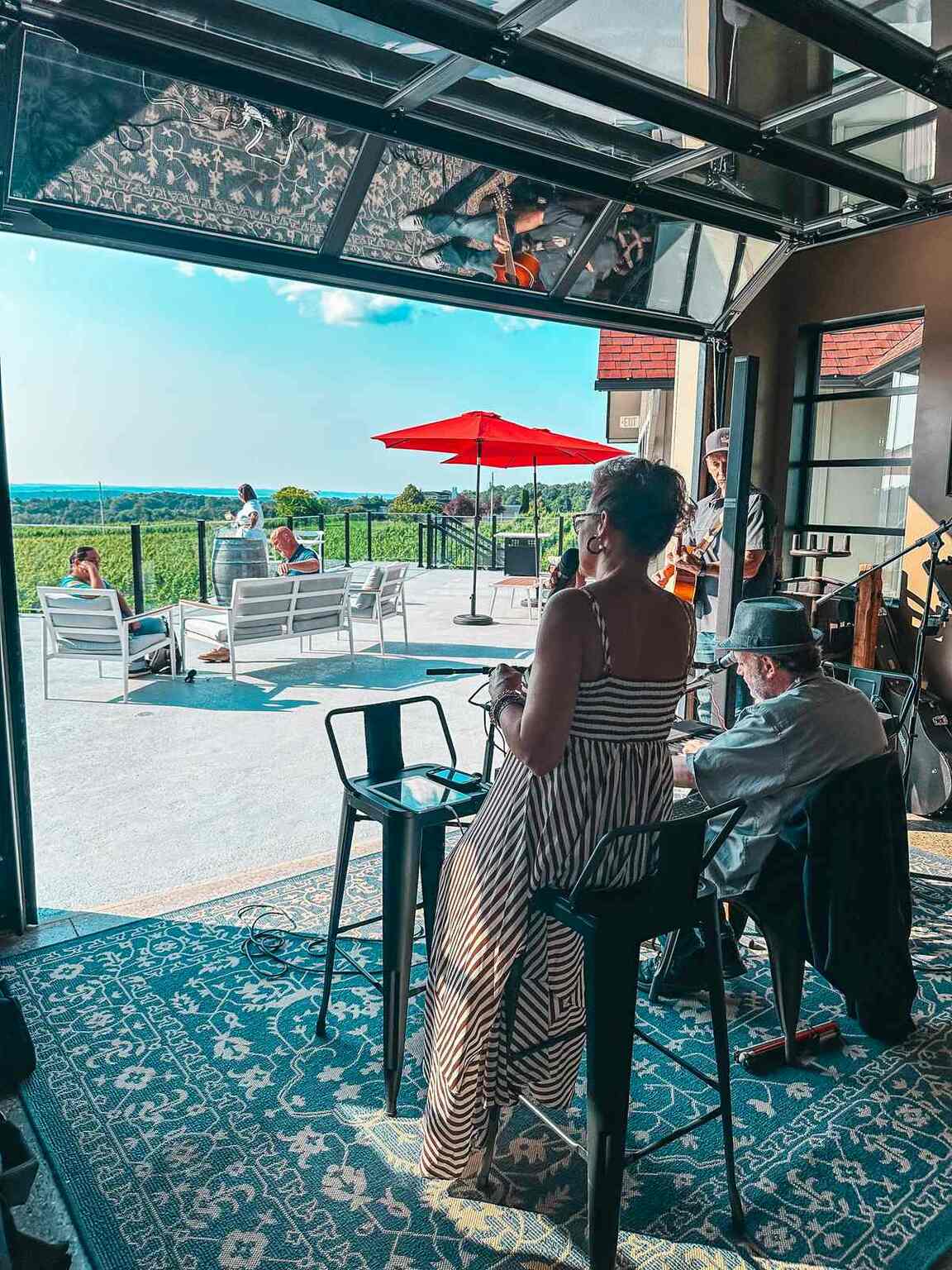 5 Must-Visit Old Mission Peninsula Wineries