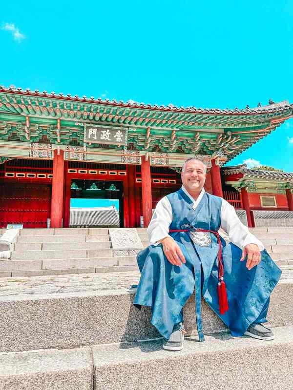 Ultimate Seoul Hanbok Rental Guide